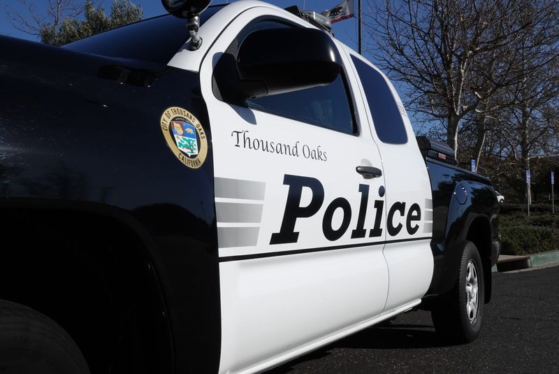 Thousand Oaks man sought in killing, man ID'd in fatal crash, more news