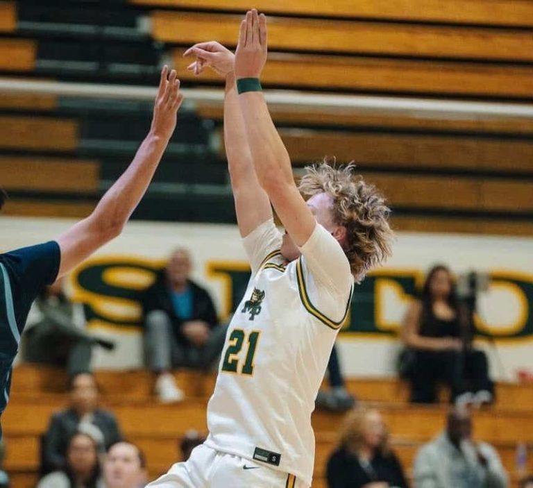 Logan Stotts drops in 40 points in Moorpark's season-opening victory