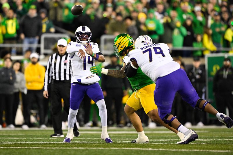 Bob Chesney's former QB Alonza Barnett III enters the portal