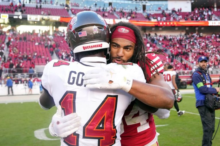 Mike Evans' former teammate thought 49ers signing was an internet hoax