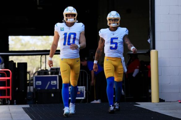 Chargers QB depth chart: Who will make the 53-man roster?