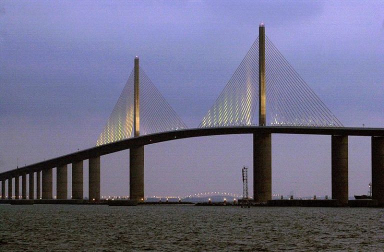 Florida's famous Skyway Bridge closed after suspicious package prompts ...