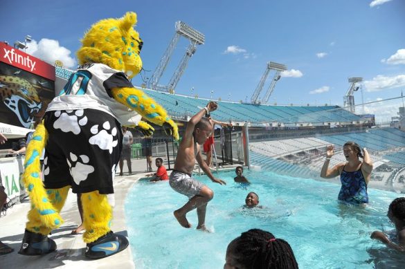 Yes, the Jacksonville Jaguars' stadium has pools. Here's how much they ...