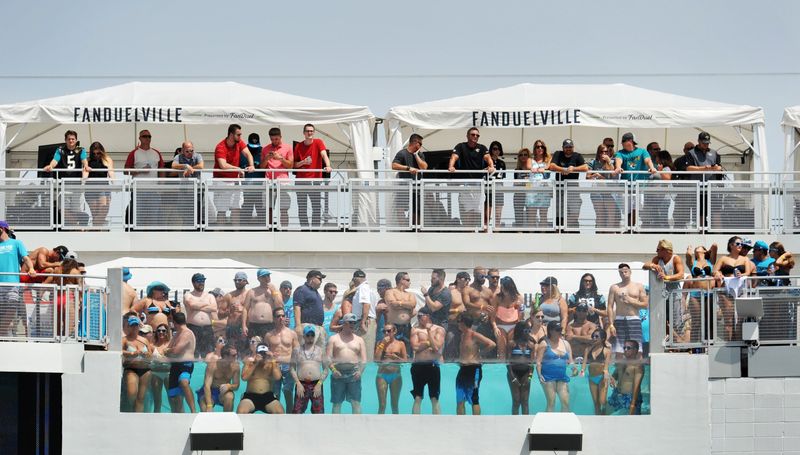 Yes, the Jacksonville Jaguars' stadium has pools. Here's how much they ...