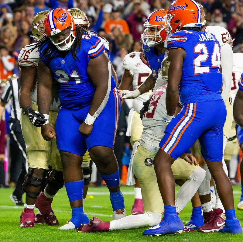 Tampa Bay Buccaneers signing former Gator Desmond Watson to practice ...