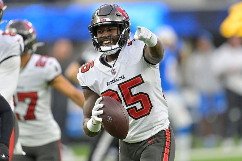 What does Jamel Dean's contract restructure mean for the Bucs secondary?