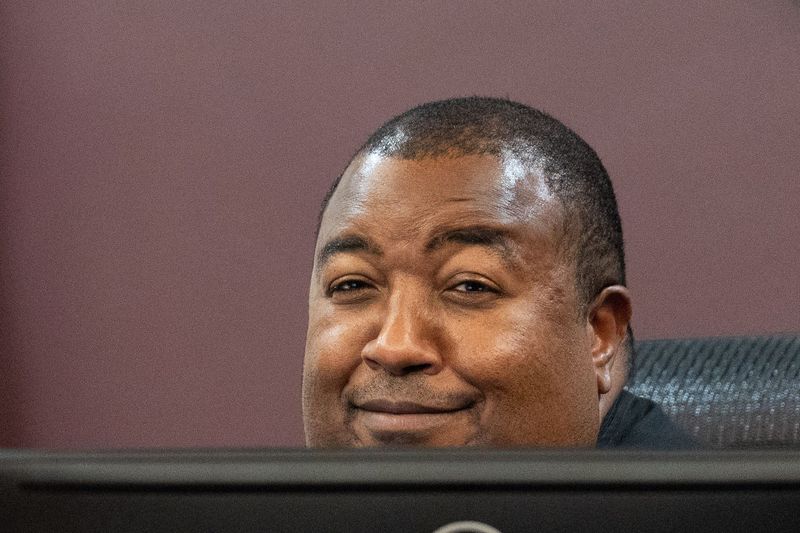 Court docs: Jailhouse snitch alleged Donna Adelson offered to pay for ...