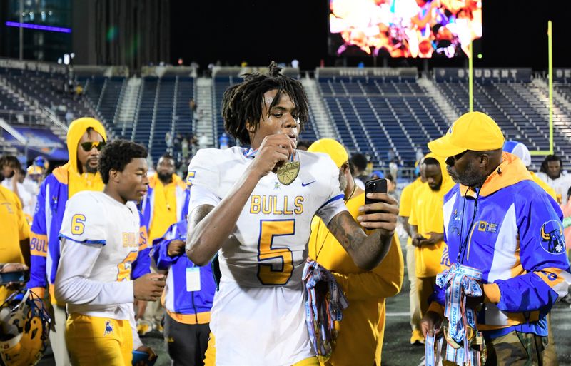 Miami Northwestern 5-star WR Calvin Russell III commits to Syracuse ...