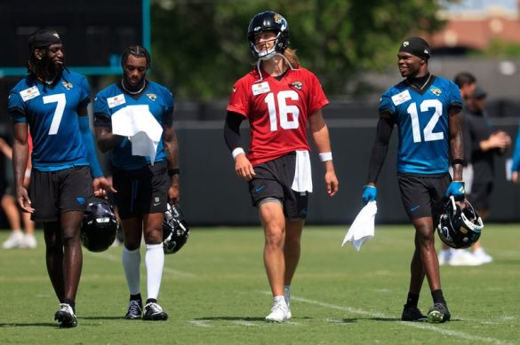 Jaguars' Trevor Lawrence on trip to Bahamas with Brian Thomas, Travis ...