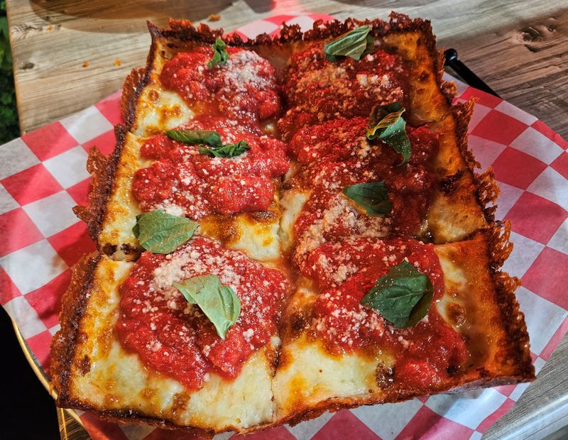 Wave of restaurant openings and closings shakes downtown Sarasota