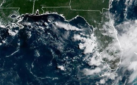 'Taller,' 'stronger' thunderstorms are bringing more lightning strikes ...