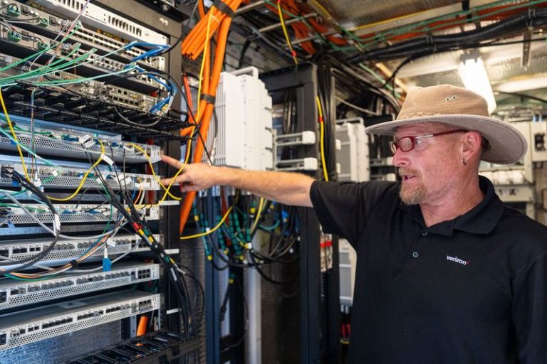 Verizon offers emergency services to first responders during natural ...