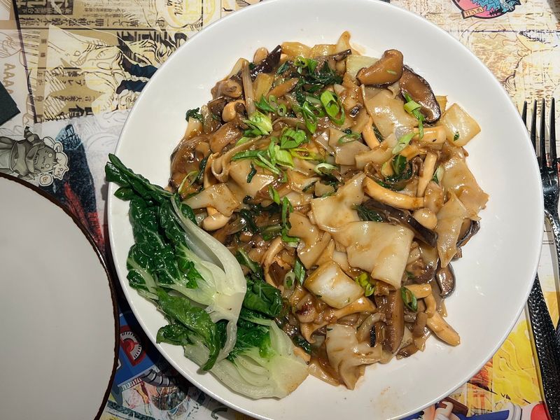 Restaurant review: Step into a dimly lit, red-glow retreat at Kapow ...