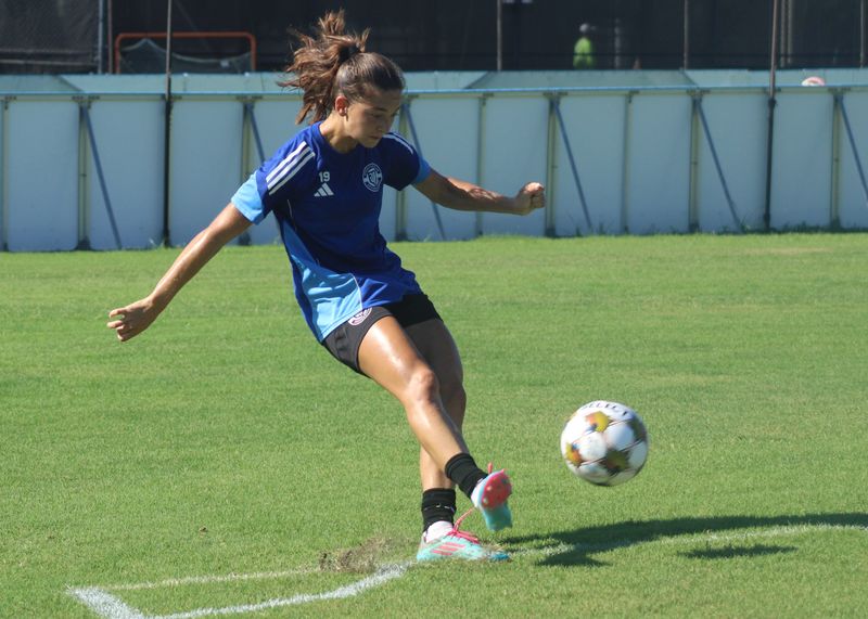 Hat trick! Ashlyn Puerta makes history for Sporting Jax women's soccer