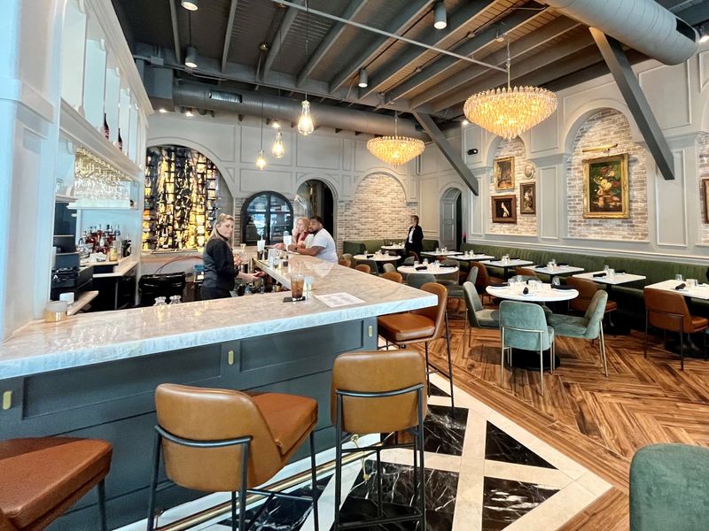 Fancy new restaurant with Southern cooking and charm opens in downtown ...