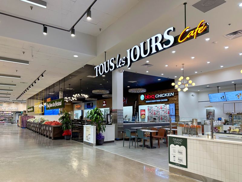 Lotte Plaza Market opens in Jacksonville with food court and artisan ...