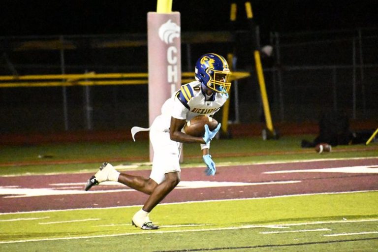 Big Bend football recruiting: Rickards Davion Crumitie's speed draws ...