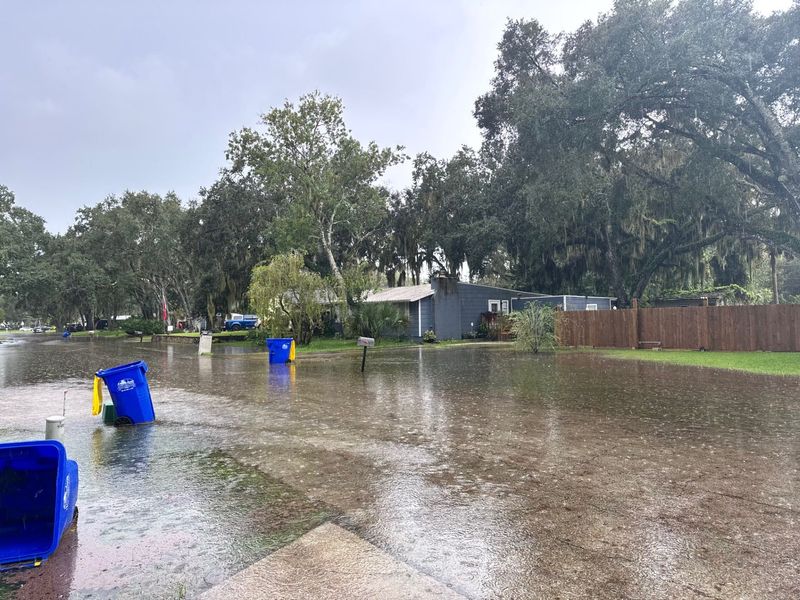 High tides and heavy rain causes flooding in Edgewater and other parts ...