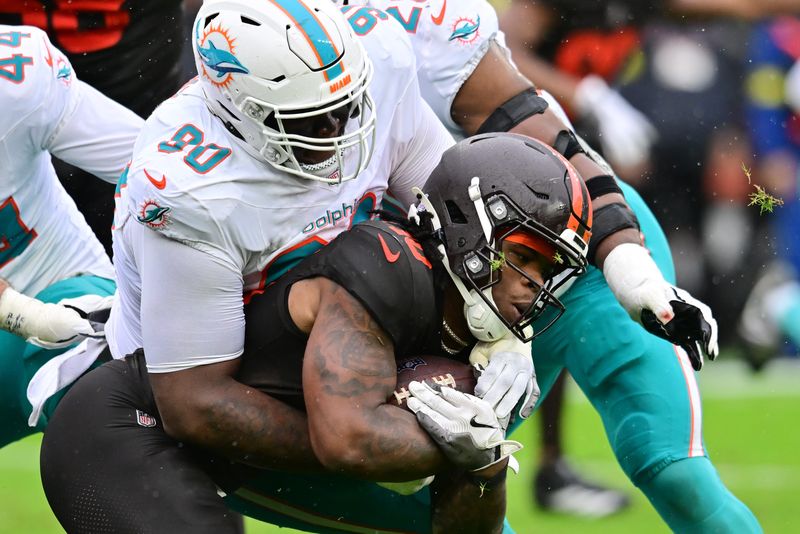 Kenneth Grant shows why Miami Dolphins drafted him in Bucs victory