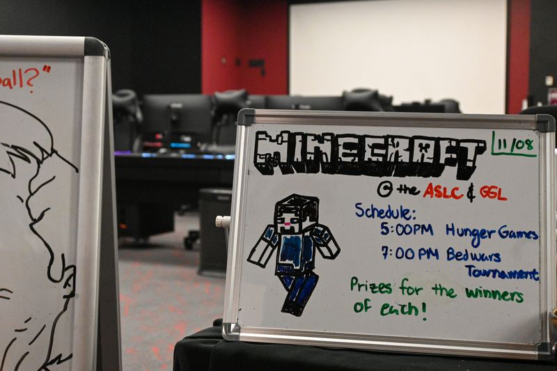 ASLC hosts day-long event for FSU Minecraft lovers
