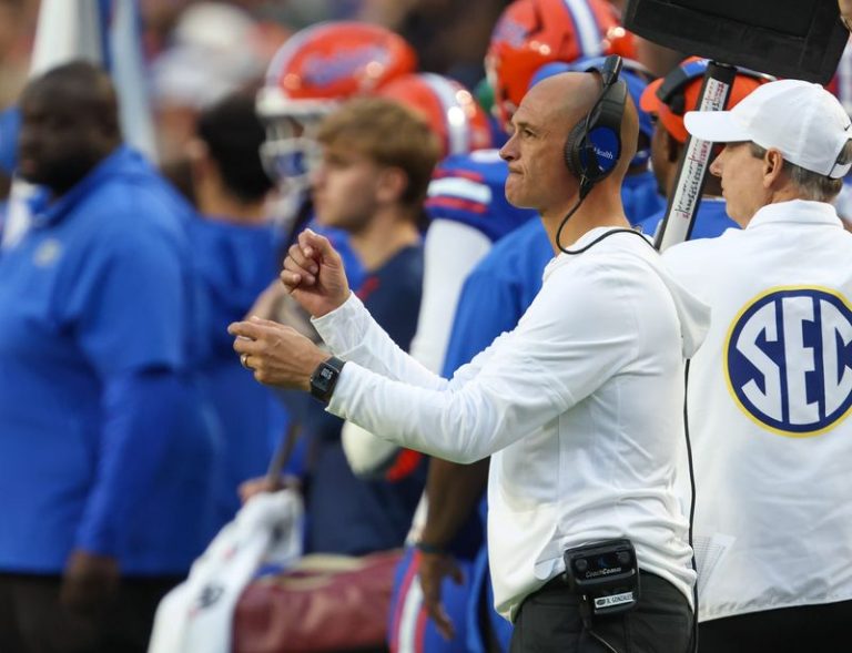 Florida football not retaining receivers coach Billy Gonzales | Report