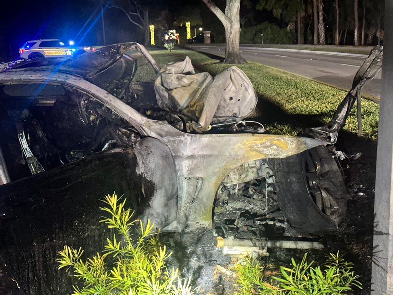 Young driver dies, Samaritan saves passenger in fiery Stuart car crash