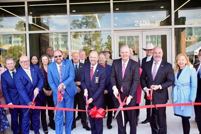 Florida debuts new state-of-art emergency operations center