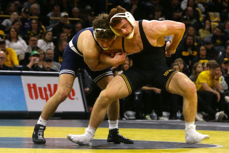 Match-by-match preview, prediction of Iowa wrestling vs. Penn State