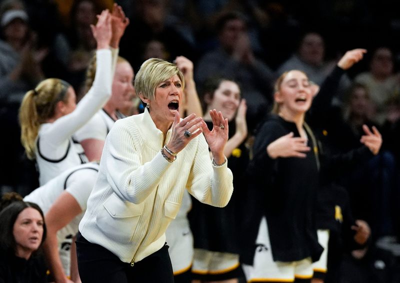 Iowa women's basketball doles out first college offer to 2030 recruit