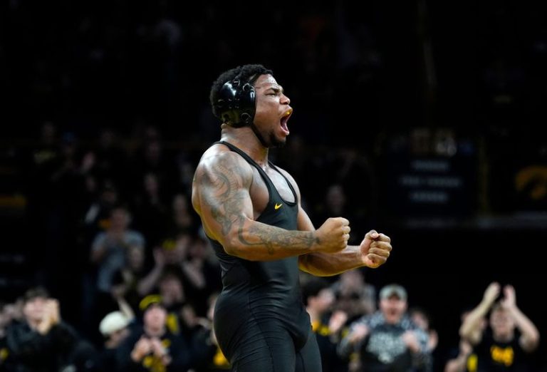 NCAA qualifier Gabe Arnold reportedly dismissed from Iowa wrestling
