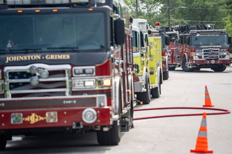 Iowa house fire kills two, cause remains under investigation