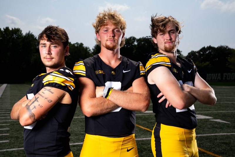 Who is Jeremy Hecklinski? What to know about Iowa football's backup ...