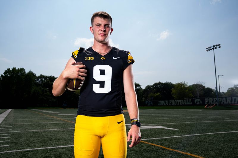 Former Iowa football punter Rhys Dakin transfers to Big Ten foe