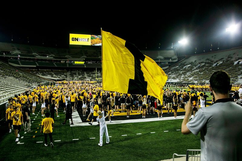 Iowa basketball coach fires up crowd at annual student orientation