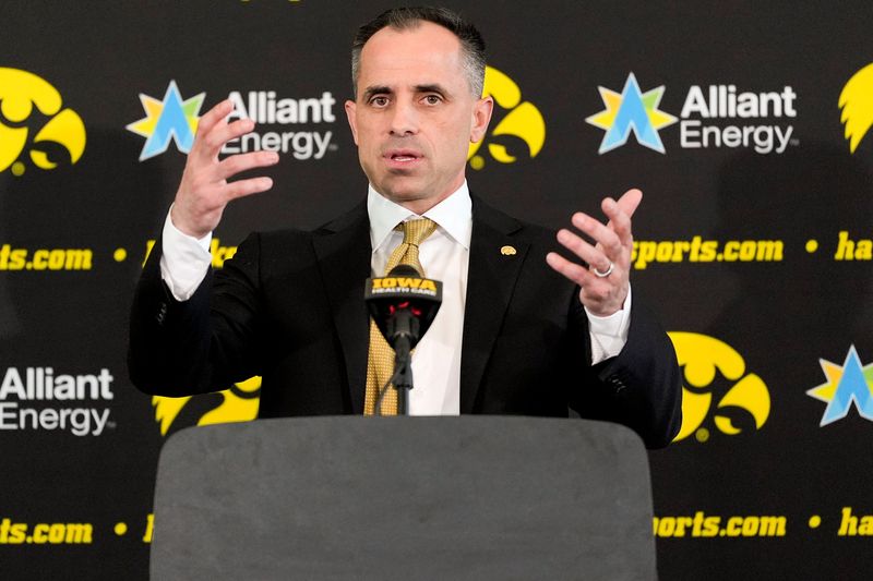 Iowa basketball offers 2027 four-star point guard