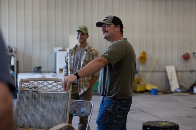 49ers QB Brock Purdy surprises central Iowa farmer with hot meals ...