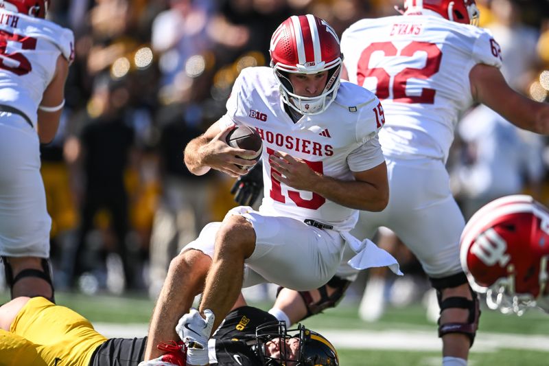 Iowa football DC Phil Parker elaborates on Hawkeyes' blitzing philosophy