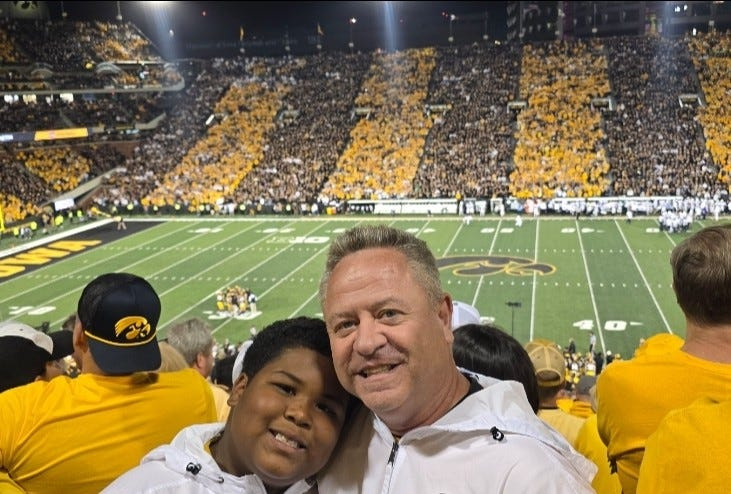 Iowa dad’s heartfelt post at Iowa-Penn State game with son draws ...
