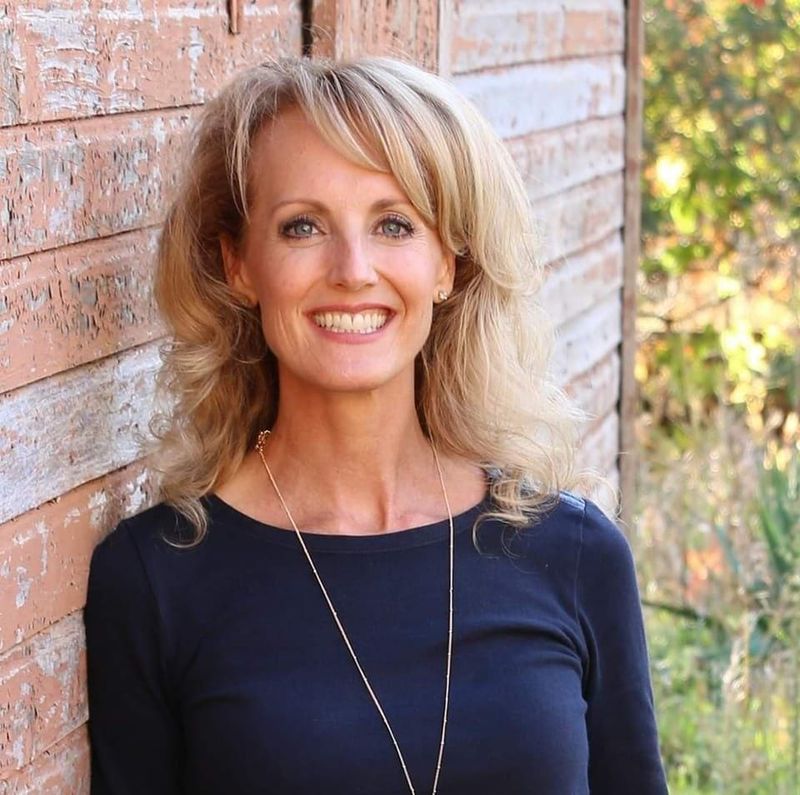 Republican Wendy Larson wins Iowa House special election