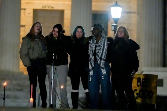 Iowa City vigil honors Renee Good, Minnesota woman killed by ICE