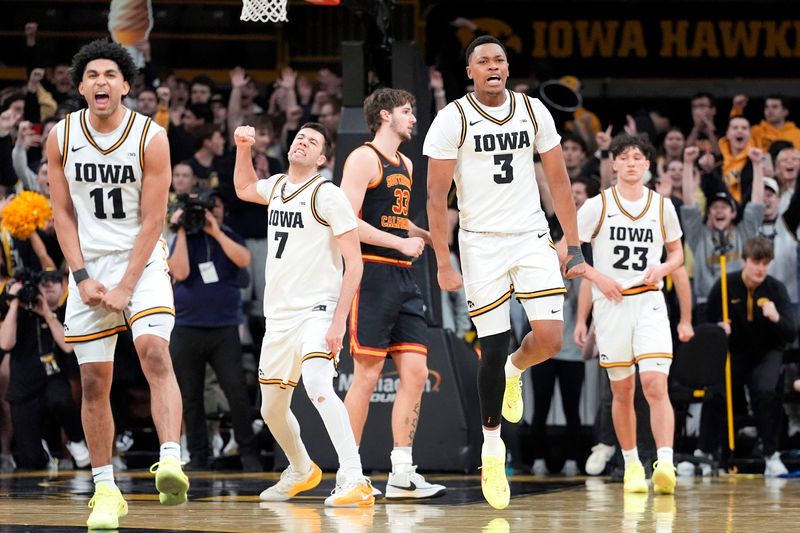 Iowa basketball vs Oregon prediction, things to watch for Hawkeyes