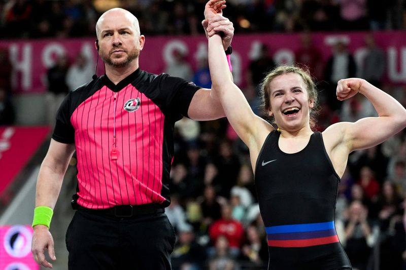 VOTE: Most outstanding wrestler at 2026 Iowa girls state tournament