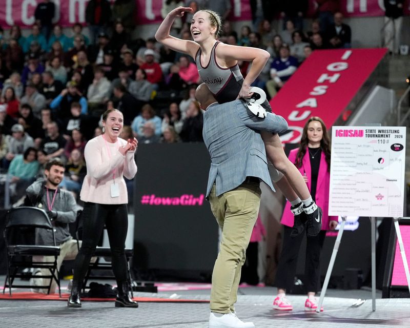 Lauren Watson's upset of Katie Biscoglia highlights thrill of wrestling