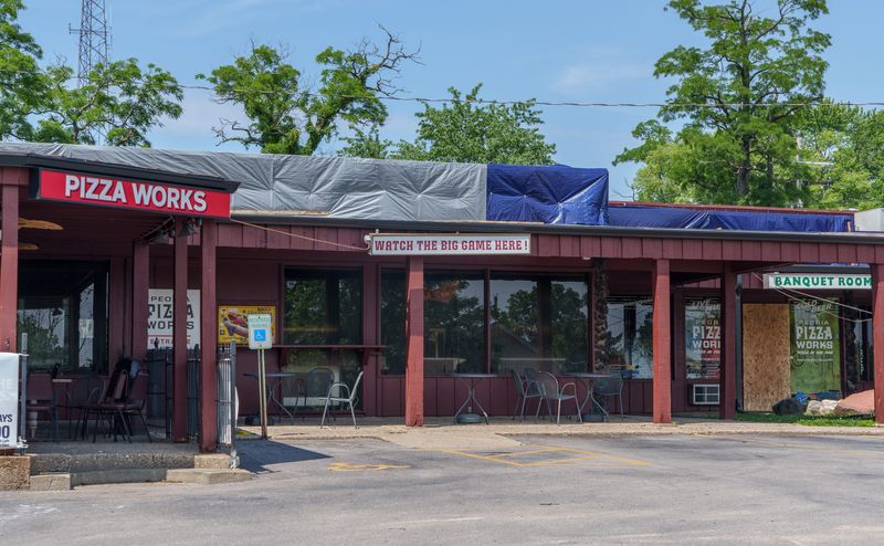 After fire, longtime Peoria Heights pizza restaurant provides update