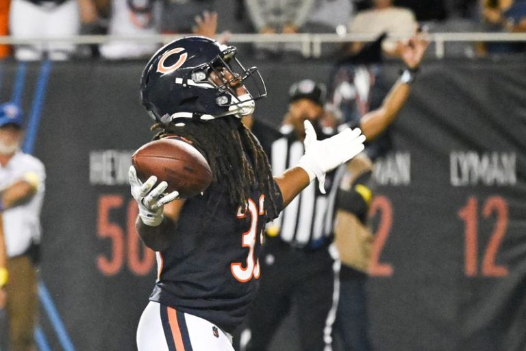 Former Bears running back, UFL standout signs with Bills