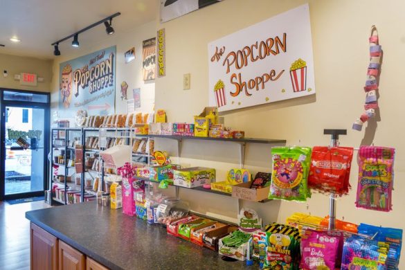Downtown Peoria shop 'closed until further notice' after threats, owner ...