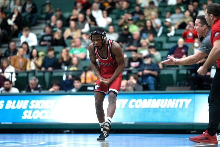 Markel Baker is at it again, winning another MAC Wrestler of the Week