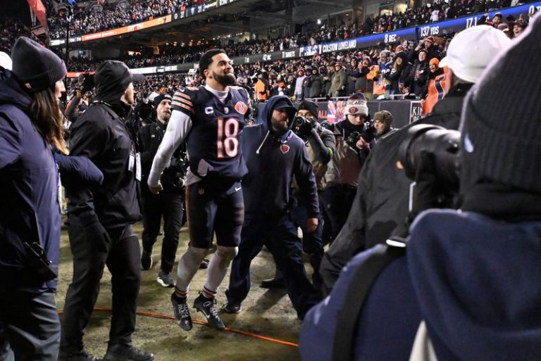 Bears QB Caleb Williams opens up on emotional display vs. Packers