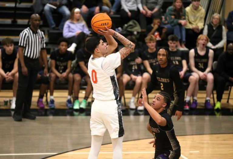 City Tournament — Lanphier boys force 3-way tie; SHS girls win outright