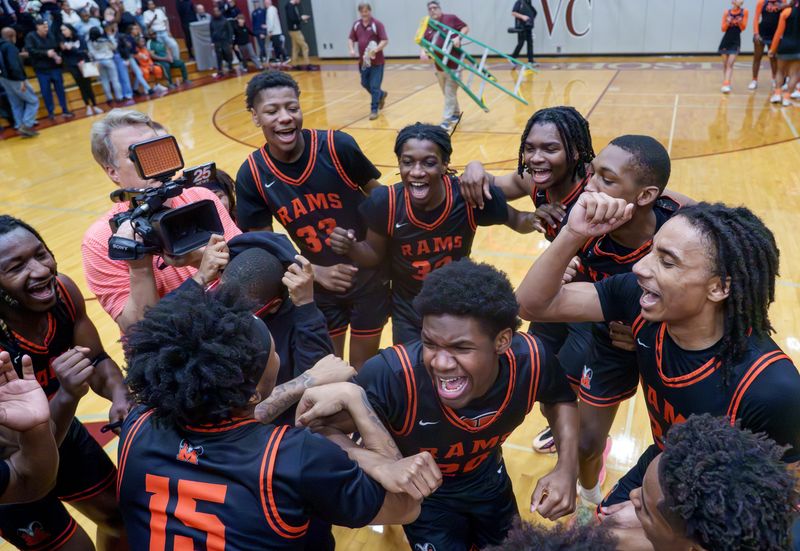 IHSA boys basketball finals 2026: How to watch Illinois state playoffs ...